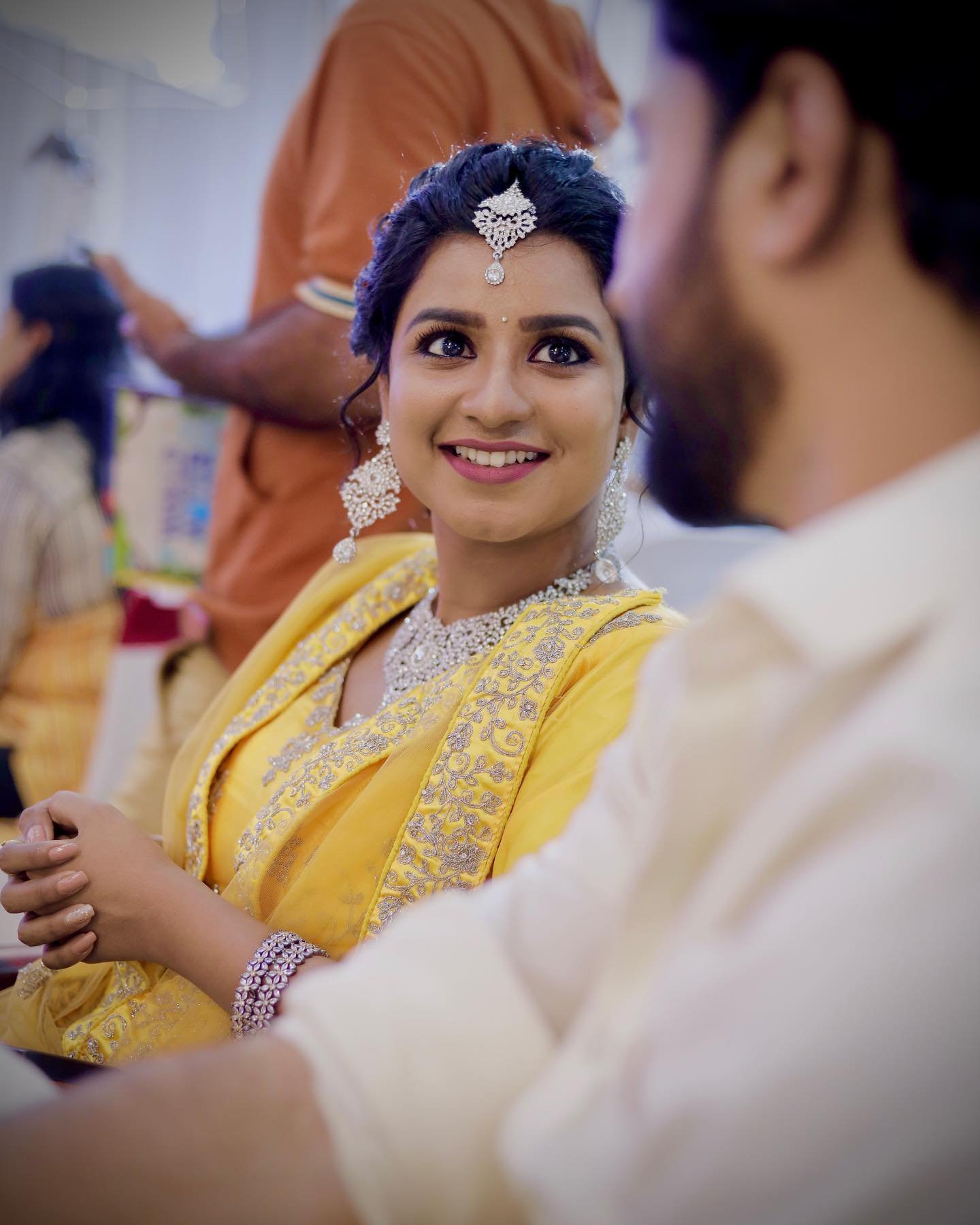 Mizhi Randilum Serial (Zee Keralam) Cast, Actress, Story, Real Name ...